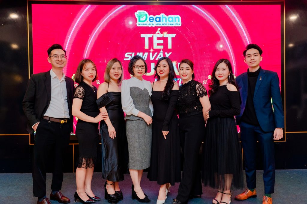 Year End Party Deahan Team 2022 - Deahan Tech